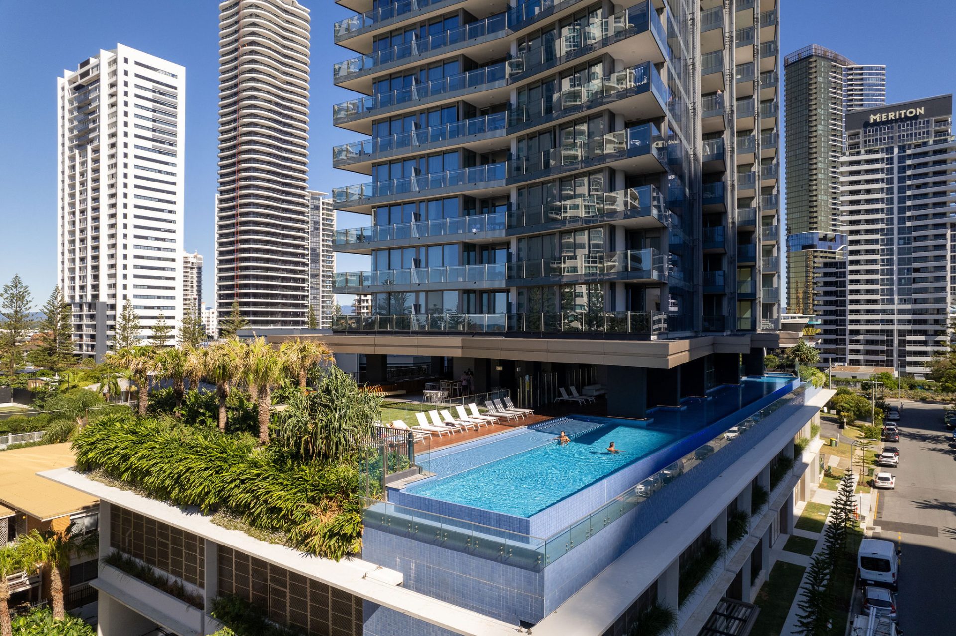 Home | ULTIQA Signature at Broadbeach